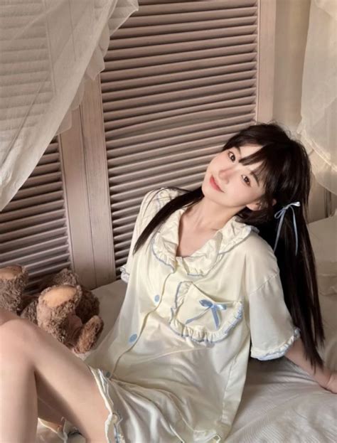南京外围04年甜甜学妹萝莉 南京外围 时光外围工作室