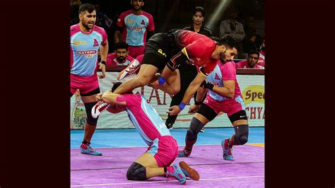 Sports News Bengaluru Bulls End Home Leg With Close 3230 Win Over