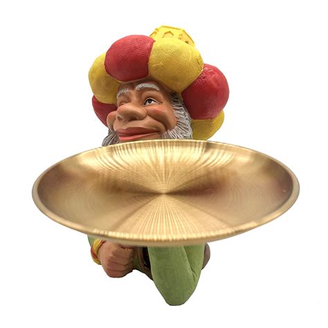 Fananees Characters Alselfi Old Man Holding Presenting Plate Bazarkom