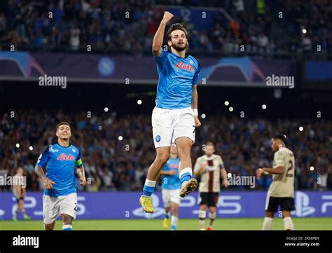 Fußball Champions League Gruppe A Napoli Gegen Ajax Amsterdam