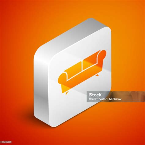 주황색 배경에 격리된 등각칭 소파 아이콘입니다 실버 스퀘어 버튼 벡터 일러스트레이션 0명에 대한 스톡 벡터 아트 및 기타 이미지 0명 가구 가정의 방 Istock