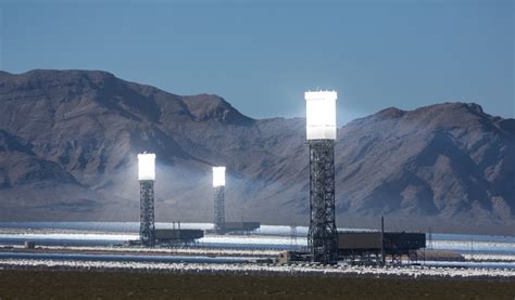 Abdde 22 Milyar Dolar Yatırımla Inşa Edilen Güneş Enerjisi Santrali Ivanpah Kapanıyor