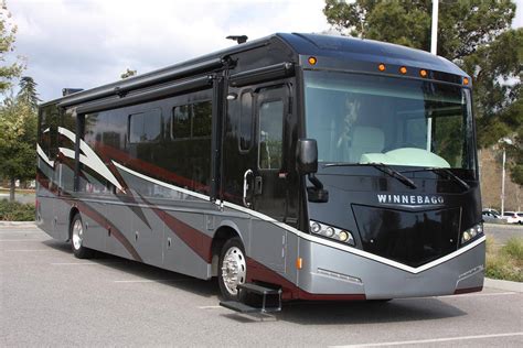11 Best Rvs For Full Time Luxury Living
