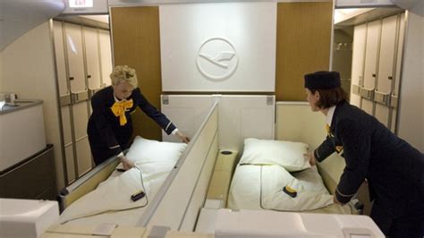 Lufthansa Lufthansas Neue First Class Verspricht Ruhe An Bord