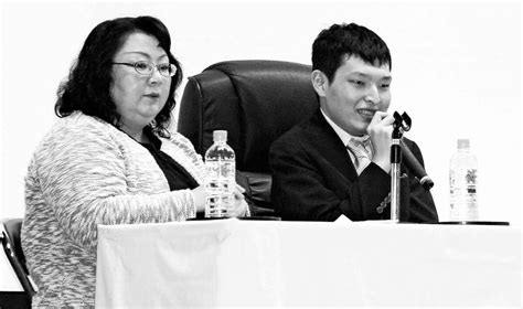 写真： きょうナニある？ ／話題／「信じて頼ること大事」／難病患者 中学生に訴え 沖縄タイムス＋プラス