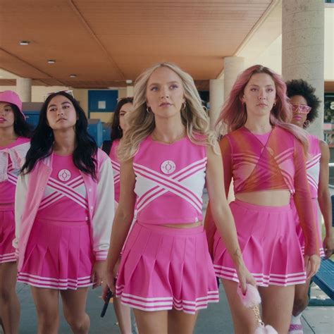 Pin By Janny Bunnag On Cheerleader Cheer Outfits Cheerleading