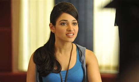 Hot Sexy Cute Actress Tamannah Hq Wallpaper