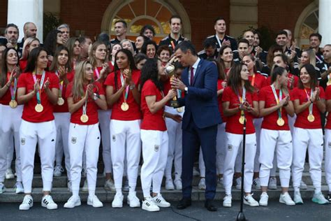 El Csd Confirma Que 21 De Las 23 Futbolistas Convocadas Para Jugar Con