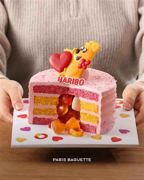 파리바게뜨 바다가 보이면 오션뷰 도시가 보이면 시티뷰 네가 보이면 알라뷰🩷 사랑스러운 핑크and옐로우 시트 속 하트와 반지