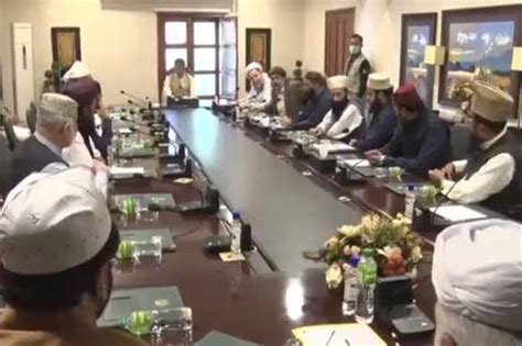 No Objection If Courts Release Banned Tlp Chief Saad Rizvi Pm Imran