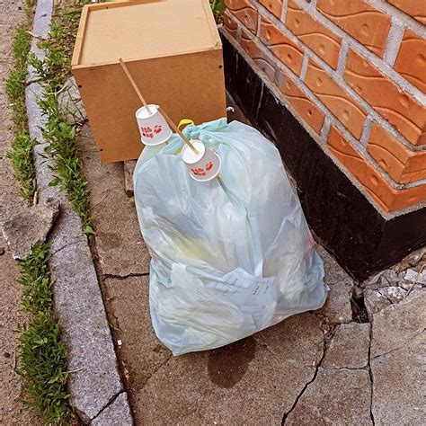 20세기포장마차 이제 화요일 🤔 쓰레기를 버릴때 쓰레기가 되지말자 이게 뭐 하는 짓거리인지