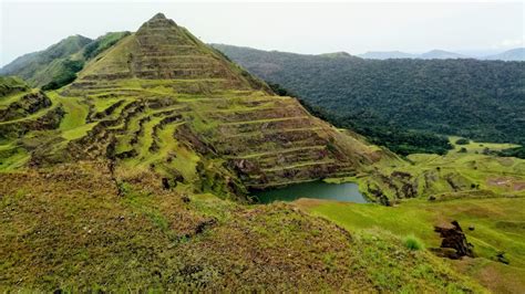 Hike Mount Nimba Liberia An Abandoned Mining Site And The Highest
