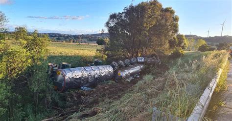 Milk Laden B Double Crashes On Hume Highway Near Gunning The Canberra