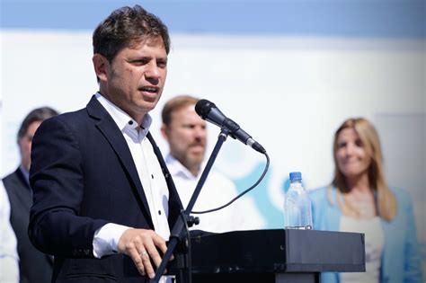Kicillof felicitó a Milei y habló de hacer respetar la Constitución frente a Cano