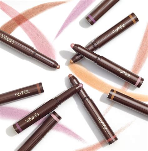 EXCEL GREAM ON FIT SHADOWS High Density Shimmering Stick Eyeshadows Easy To Use Colors