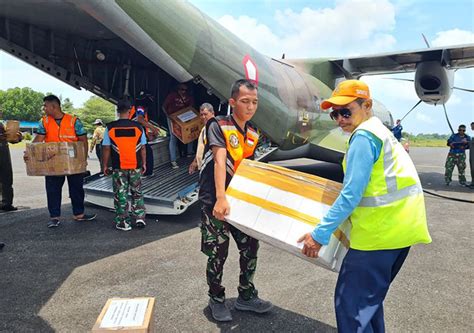 Lanud Raden Sadjad Gelar Bazar Sembako Murah Untuk Bantu Masyarakat