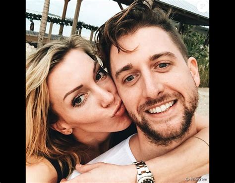 Katie Cassidy Et Son Fiancé Matthew Rodgers Sur Une Photo Publiée Sur