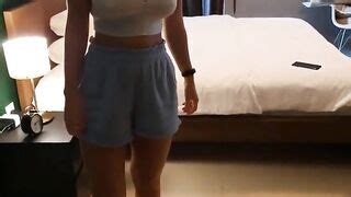 La Fidanzata Si Masturba Con Un Porno Ma Lui La Sorprende AmaPorn