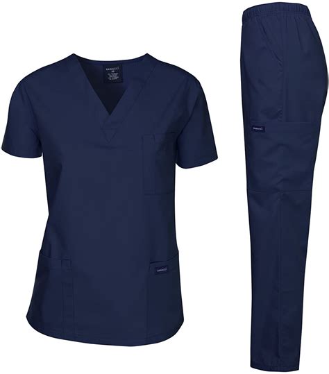 16 Best Mens Scrubs Of 2021 Fit Fabric Comfort Spy