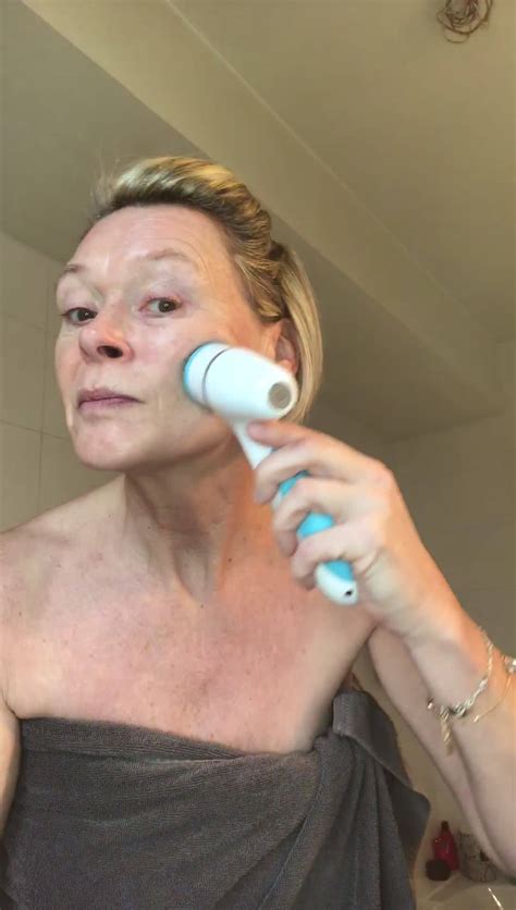 Heb Me Bijna Letterlijk En Figuurlijk Naakt Gesteld Om Jullie Te Tonen