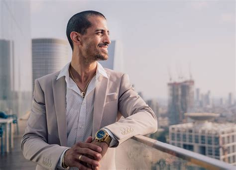 Dress To Impress 5 Essential Rules All Men Should Follow