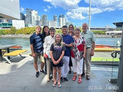 马云回国股价大涨，阿里巴巴危机已解除？ 马云回国，竟成了新闻，被媒体广泛关注，刺激公司股价暴涨，这是为什么呢？马云出去有很长一段时间了，一直在