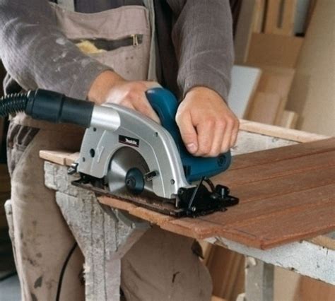 Дисковая пила Makita 5704R – основные характеристики, инструкция ...