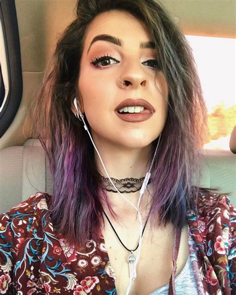 Pics The Gabbie Show Photos Of Youtube Star Gabrielle Hanna