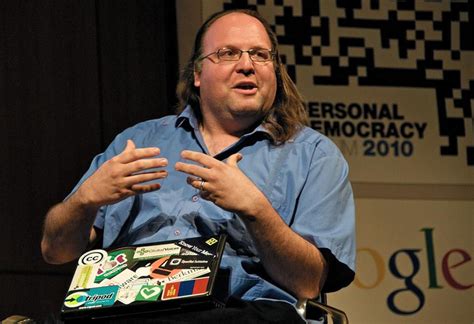 Ethan Zuckerman Yasaları Değiştiremeyince Hashtaglere Yöneliyoruz