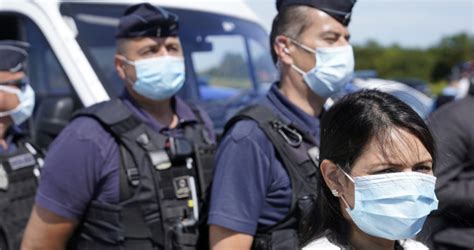 Under ‘extreme New Immigration Rules Britain Can Deport Asylum