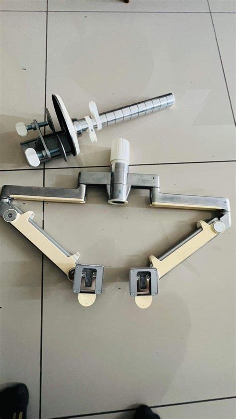 Humanscale Double Arm Monitor Computers And Tech Parts And Accessories