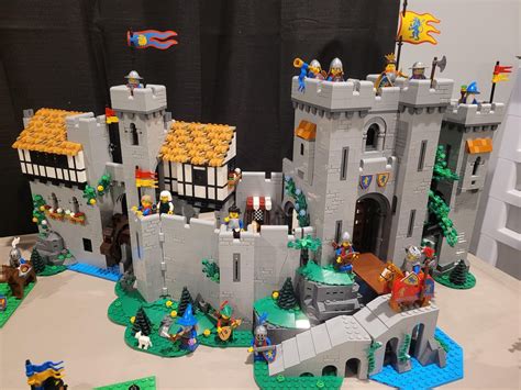 Factions And Builds Awaiting Town Square R Lego