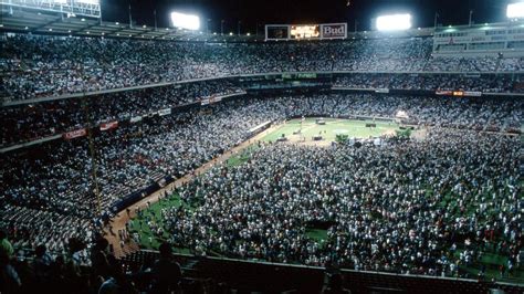 Greg Laurie S Harvest Crusade Outreach Got Bumped From Angel Stadium