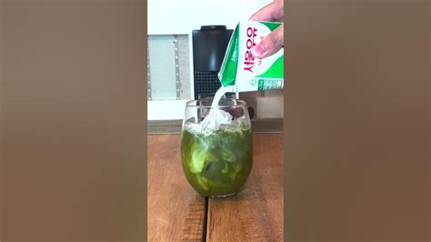 아침엔 커피☕️🍵🧊달진 않지만 커피가 들어간 말차라떼도 맛있죠 Youtube