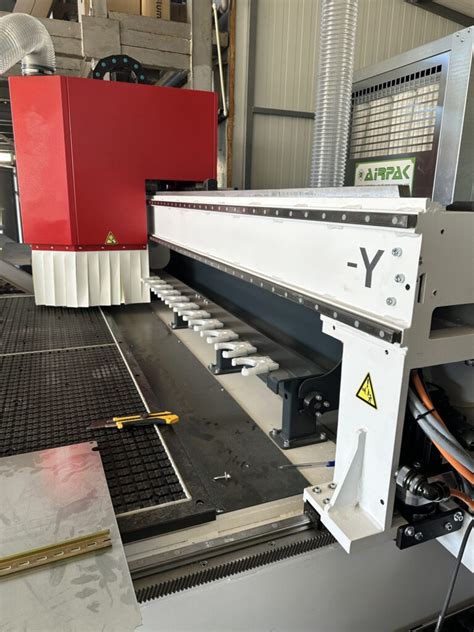 Инсталация и въвеждане в експлоатация на Cnc Рутер 2136 Pro MachТеc