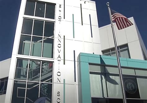 Boston Babe Survey Asks Middle Babe Babes About Their Sexual History Oral Sex And