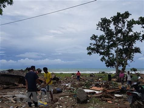 Death Toll From Indonesia Tsunami Climbs To 373 Da Nang Today News