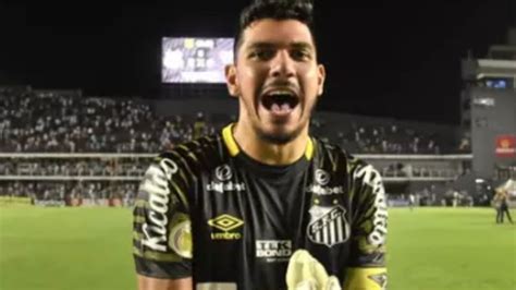 João Paulo do Santos ganha destaque entre goleiros do Brasileirão