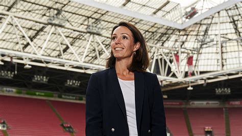 Ajax Introduceert Mobiele Tickets