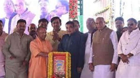 Shri Nitin Gadkari Inaugurates And Lays Foundation Stone For 18