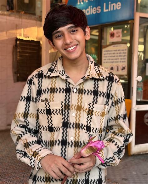 Prathamesh Pande Teri Smile Kitni Dangerous Hai Pata Hai Mere Paas