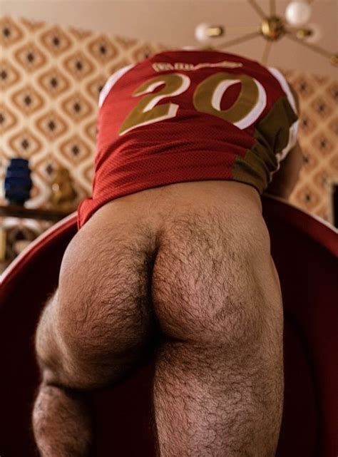 Hairy Muscle Butt Phnix