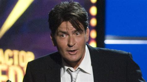 El Actor Charlie Sheen Fue Atacado En Su Casa En California Ntn24com