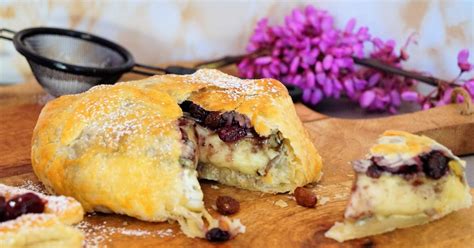 Hojaldre relleno de camembert Recetas Fáciles Reunidas