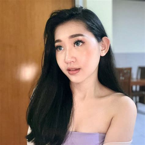 Amelia Septika Digital Content Creator Ameliaseptikaaa • Threads