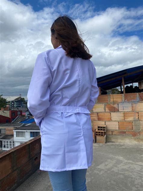 Bata Antifluido Blanca Perforaire S A S