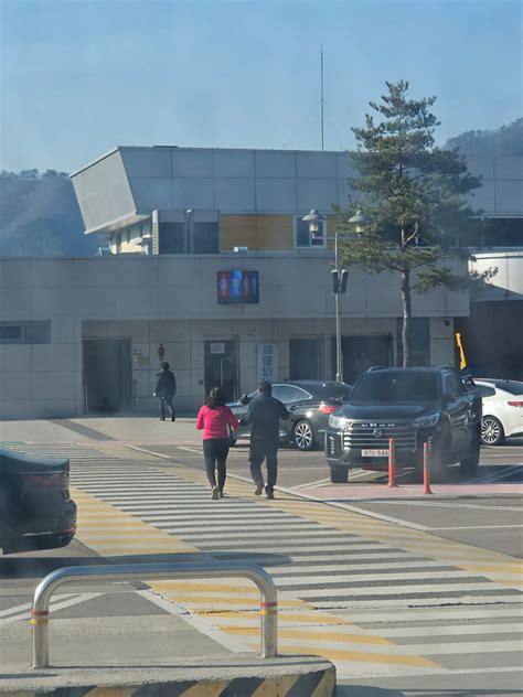 부천에서 속초가는 길 6시 30분에 출발해서 8시 52분 휴게소 도착10분 후 출발 9시 2분 이제 출발해야 하는데 분홍색
