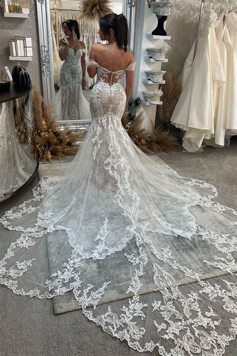 Mermaid Off The Shoulder Lace Wedding Dresses With Train Vk23091109