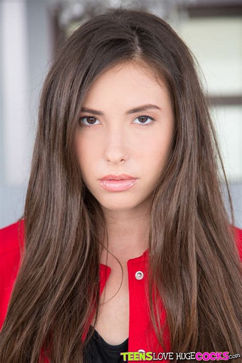 Casey Calvert Biographies Galleries Wallpapers Photos And Pictures