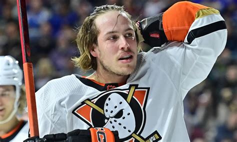 Québécois Annonce Majeure De Dernière Minute Pour Max Comtois Et Cest Terminand